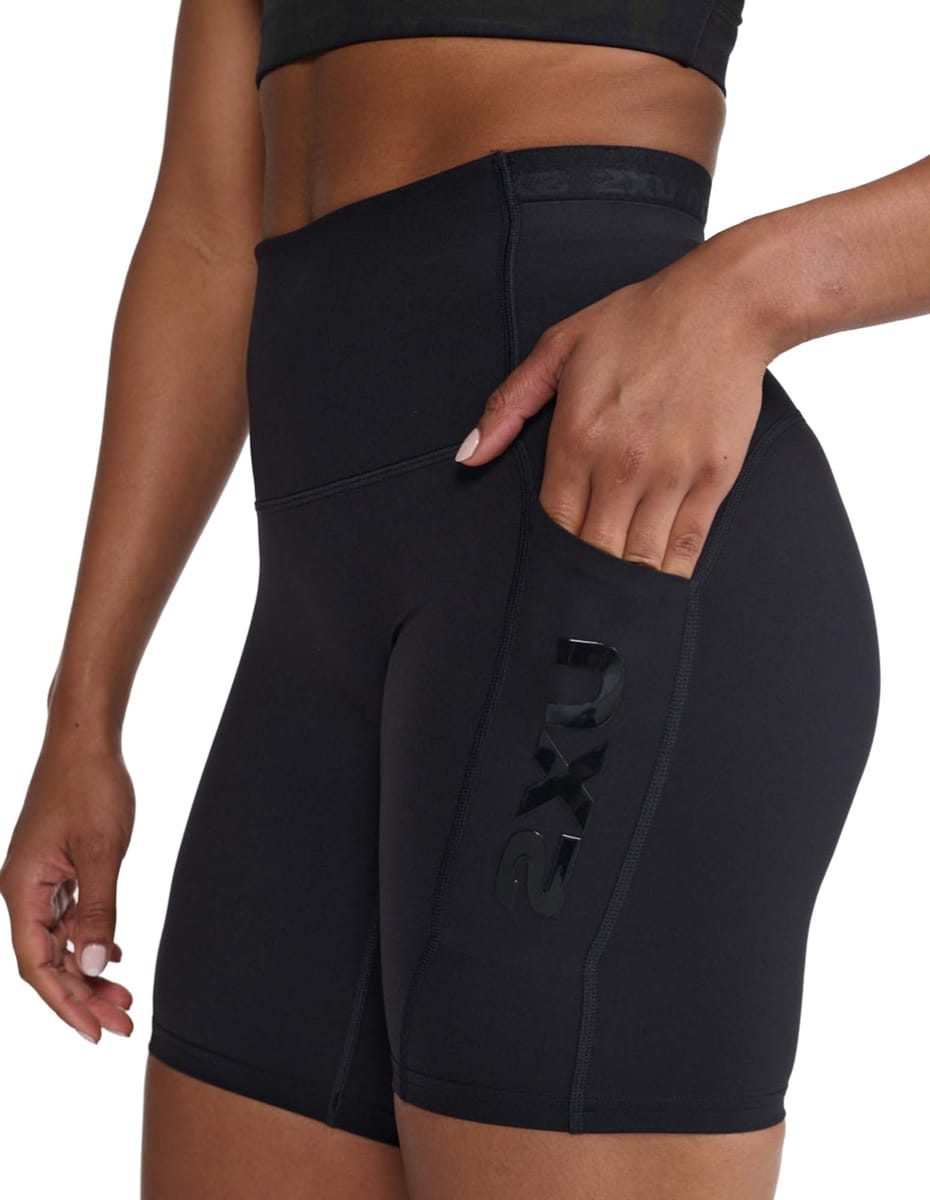 2XU Form Stash Hi-Rise Bike Short Black/Black | Fjellsport.no