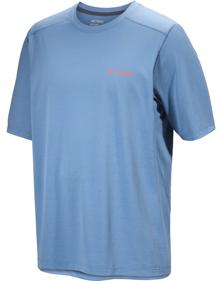 Hiking | Buy Hiking here | Outnorth