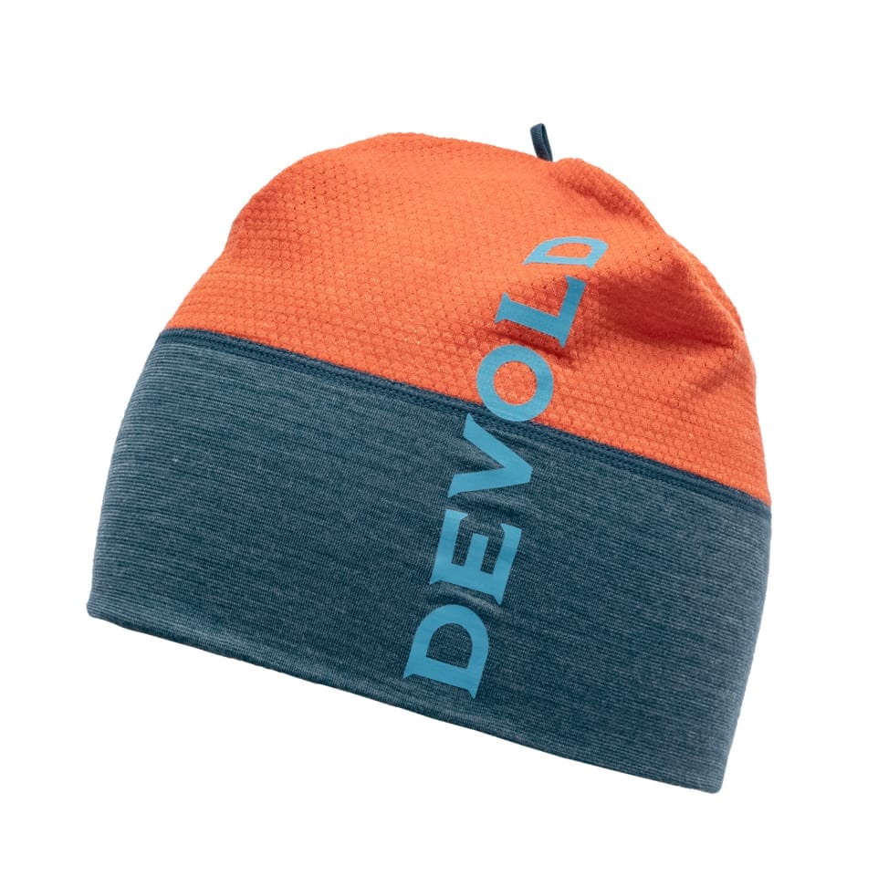 Devold Running Merino 130 Beanie Skydiver Dark | Fjellsport.no