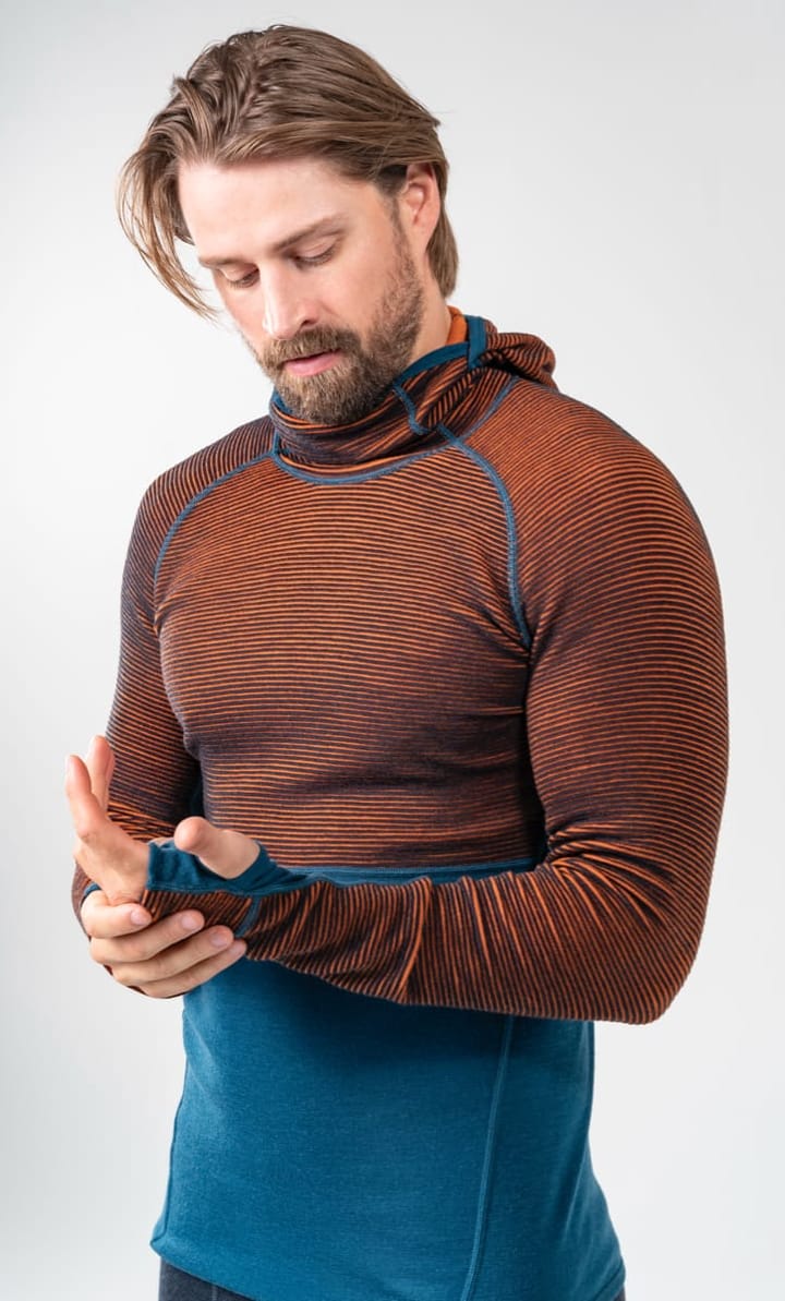 Devold Men's Tuvegga Merino Hoodie Ink | Fjellsport.no