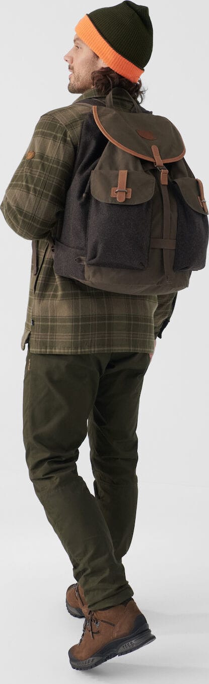 Fjällräven Värmland Rucksack Dark Olive-Brown | Shoppe Fjällräven ...