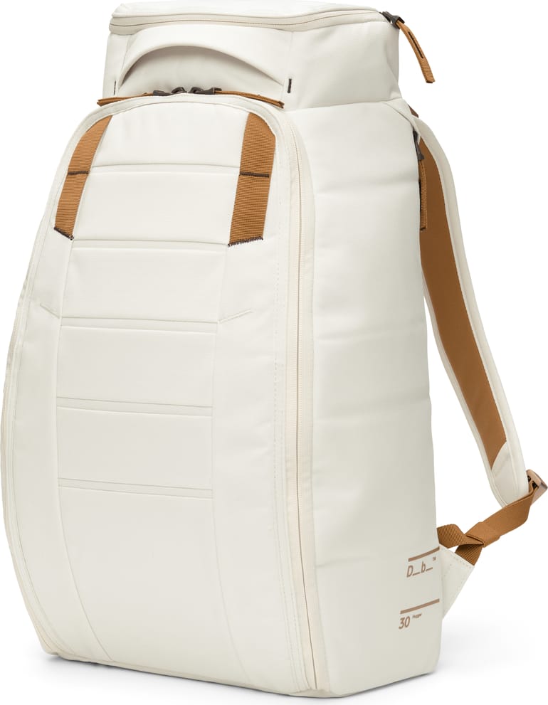 Db Hugger Backpack 30L Oatmilk | Köp Db Hugger Backpack 30L Oatmilk här ...